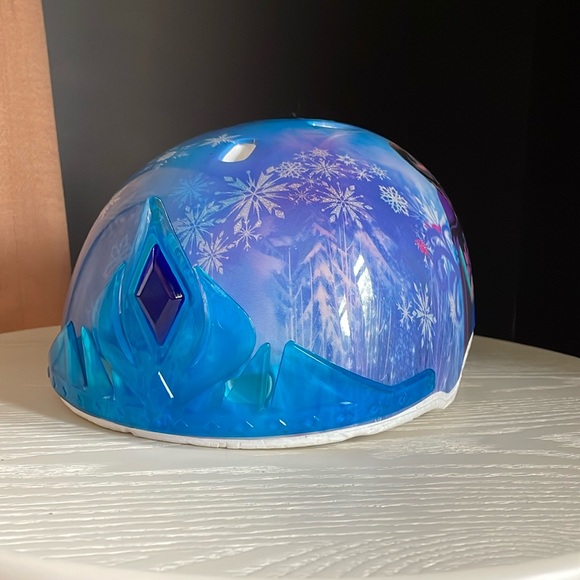 Disney | Other | Disney Princess Frozen Childs Helmet Anna Elsa Olaf ...